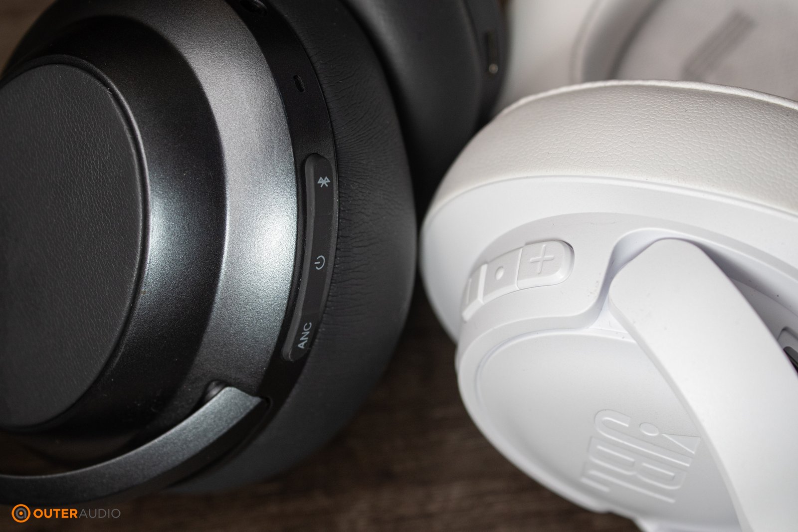 JBL Tune 770NC vs Treblab Z7 Pro: ANC Headphone Comparison