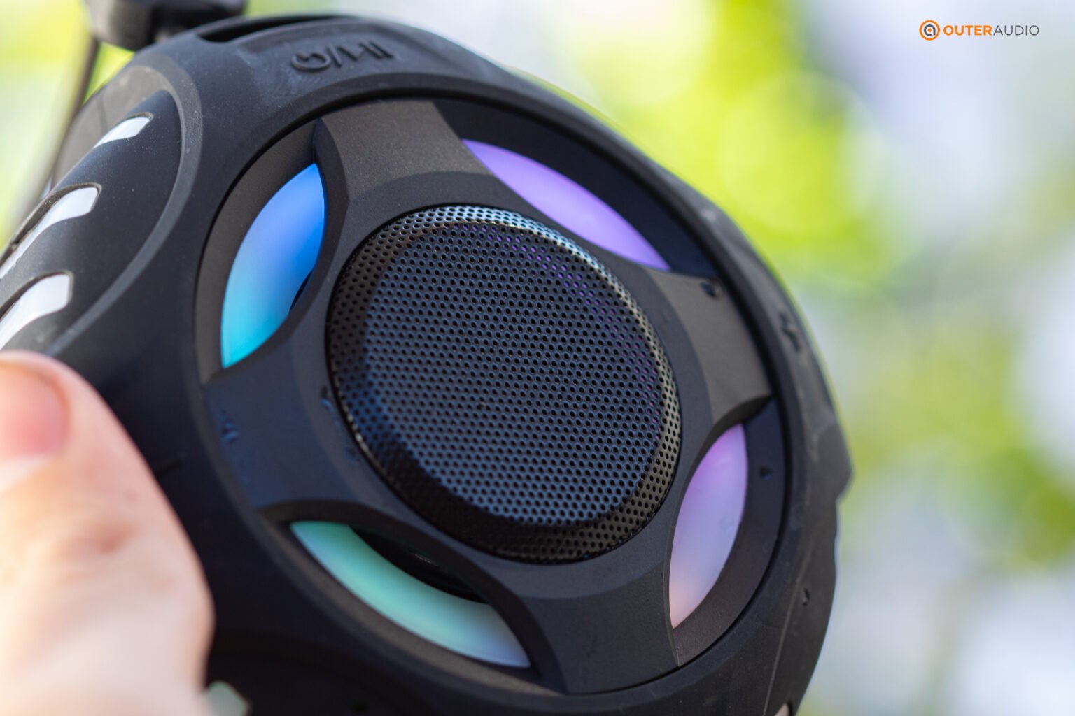 Comiso C15 Shower Speaker Review